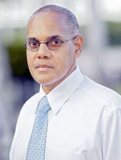 Finance minister lauded by peers - Cayman Compass