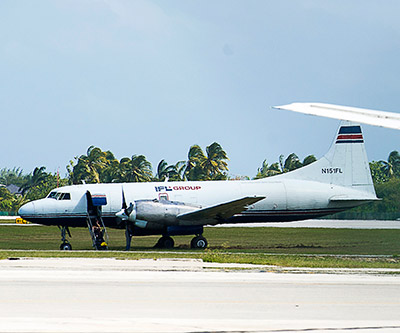 Landing mishap closes airport - Cayman Compass