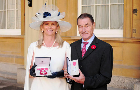 Royal reward for hospice heroes - Cayman Compass