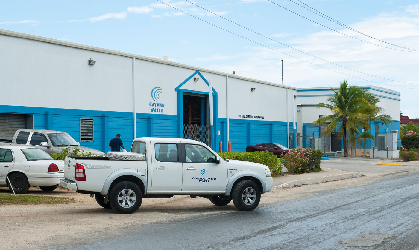 Consolidated Water to build new desalination plant - Cayman Compass
