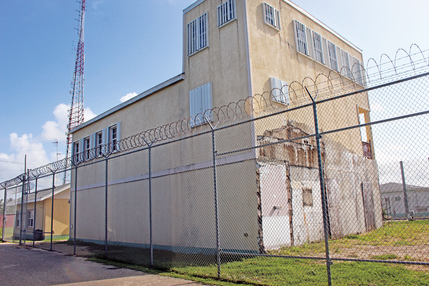 Prison fire started on mattress in inmate's cell - Cayman Compass