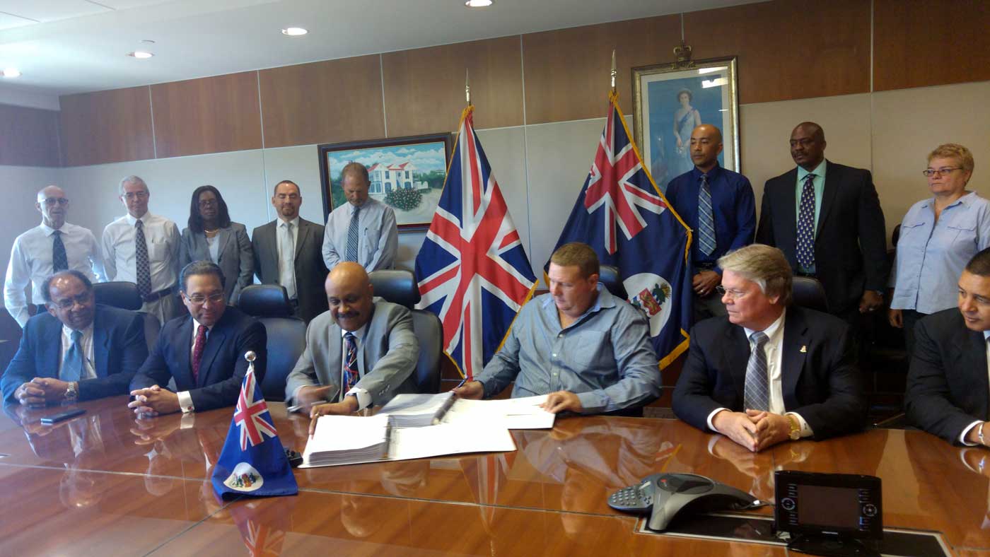 Deal signed for airport upgrade - Cayman Compass