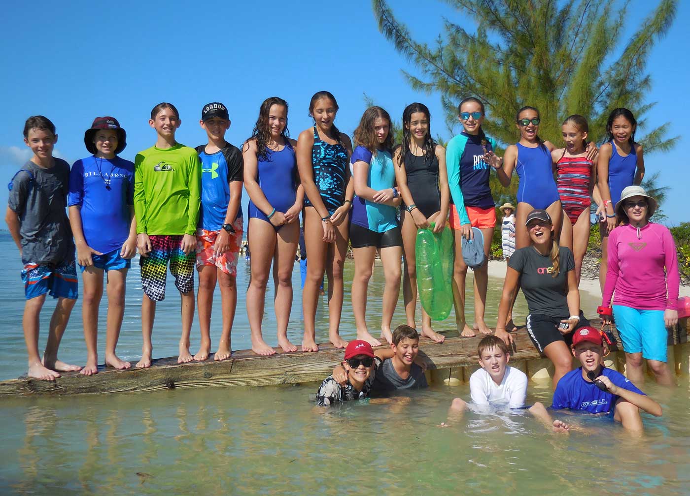 Students: Don’t lift starfish out of water - Cayman Compass