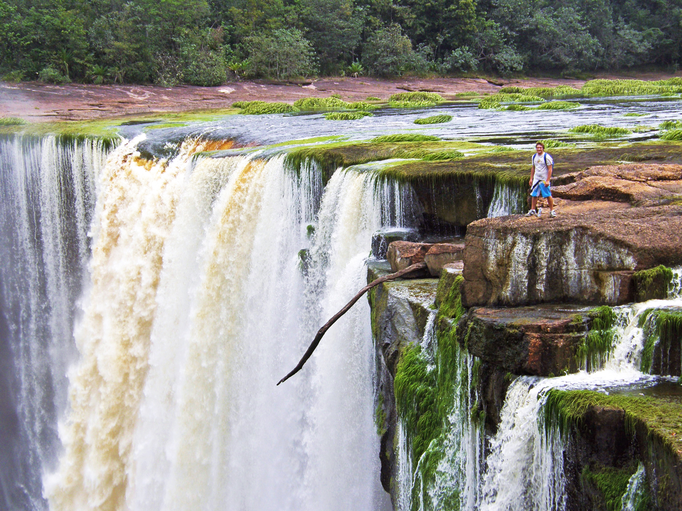 Kaieteur-Falls - Cayman Compass