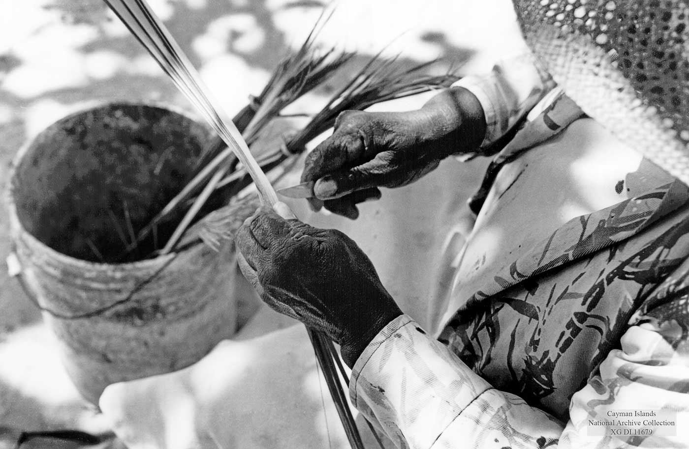 People that time forgot: The thatch workers - Cayman Compass