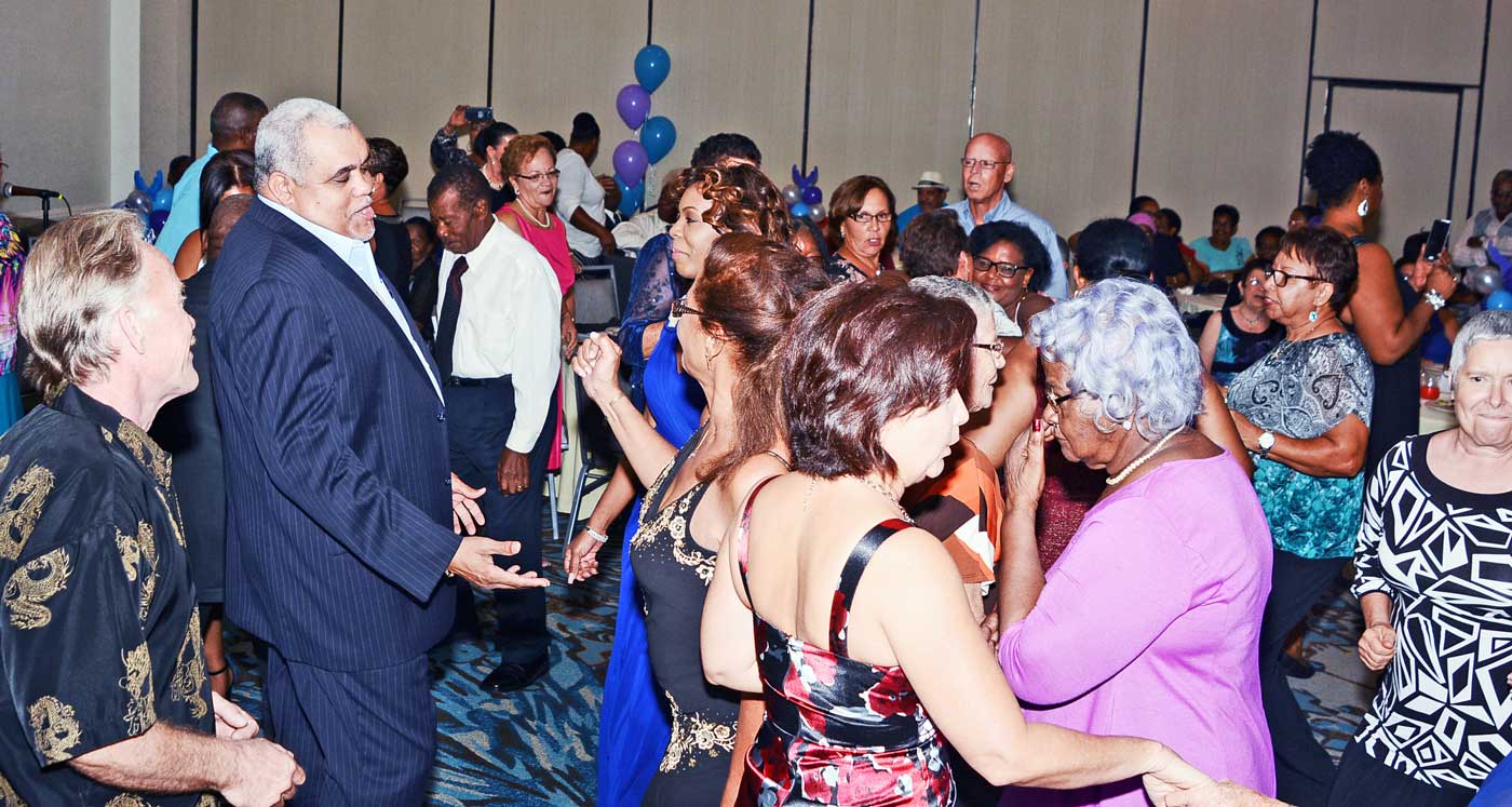 George Town seniors crowned king and queen at gala - Cayman Compass