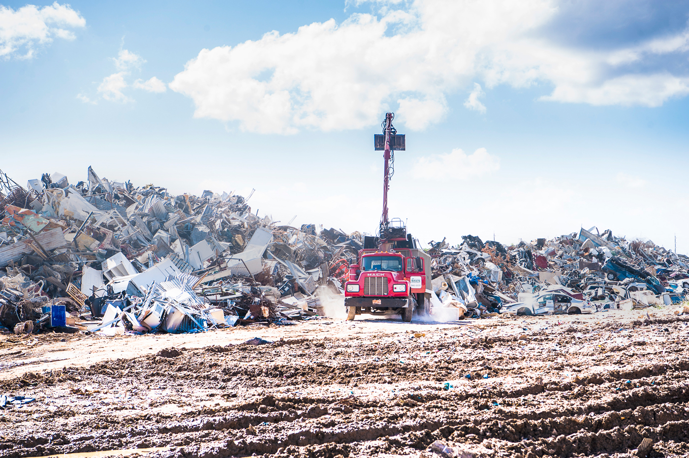 Cabinet approves sending landfill plan out for bids - Cayman Compass