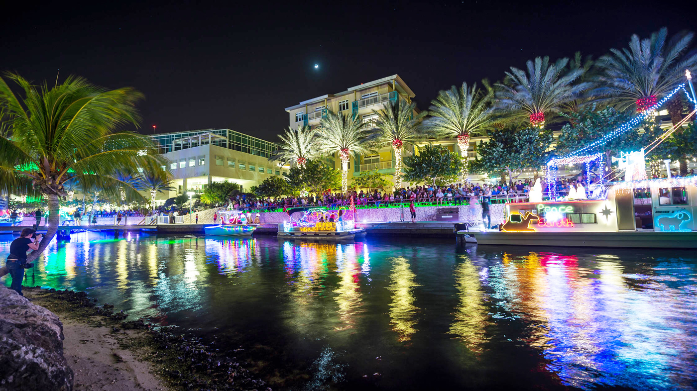 Thousands watch Parade of Lights - Cayman Compass