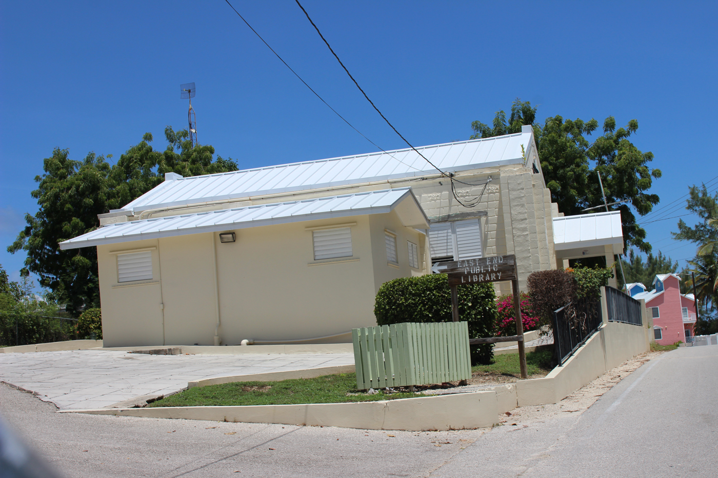 Building East End’s public library was a team effort - Cayman Compass