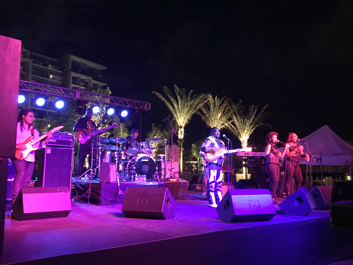 Legendary reggae group entertains at Kimpton resort - Cayman Compass