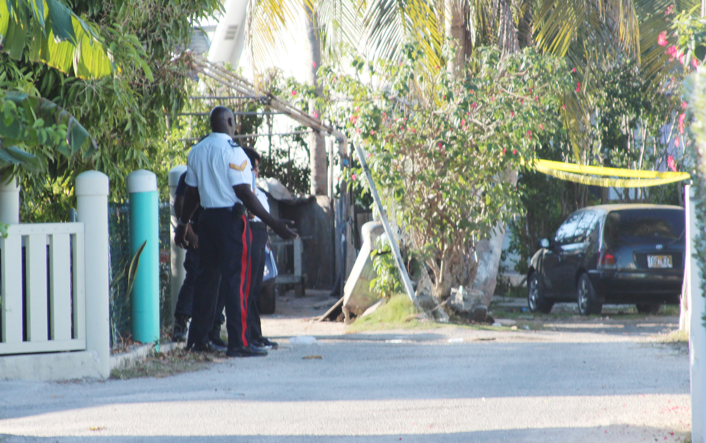 Bermuda cops finish on-site shooting review - Cayman Compass