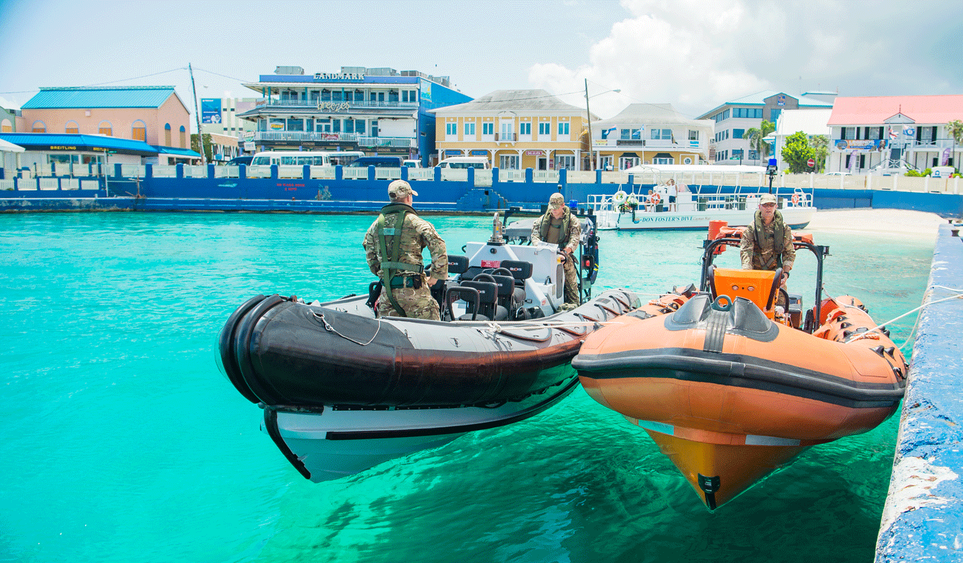 Firefighters train for search and rescue with British Royal Navy ...