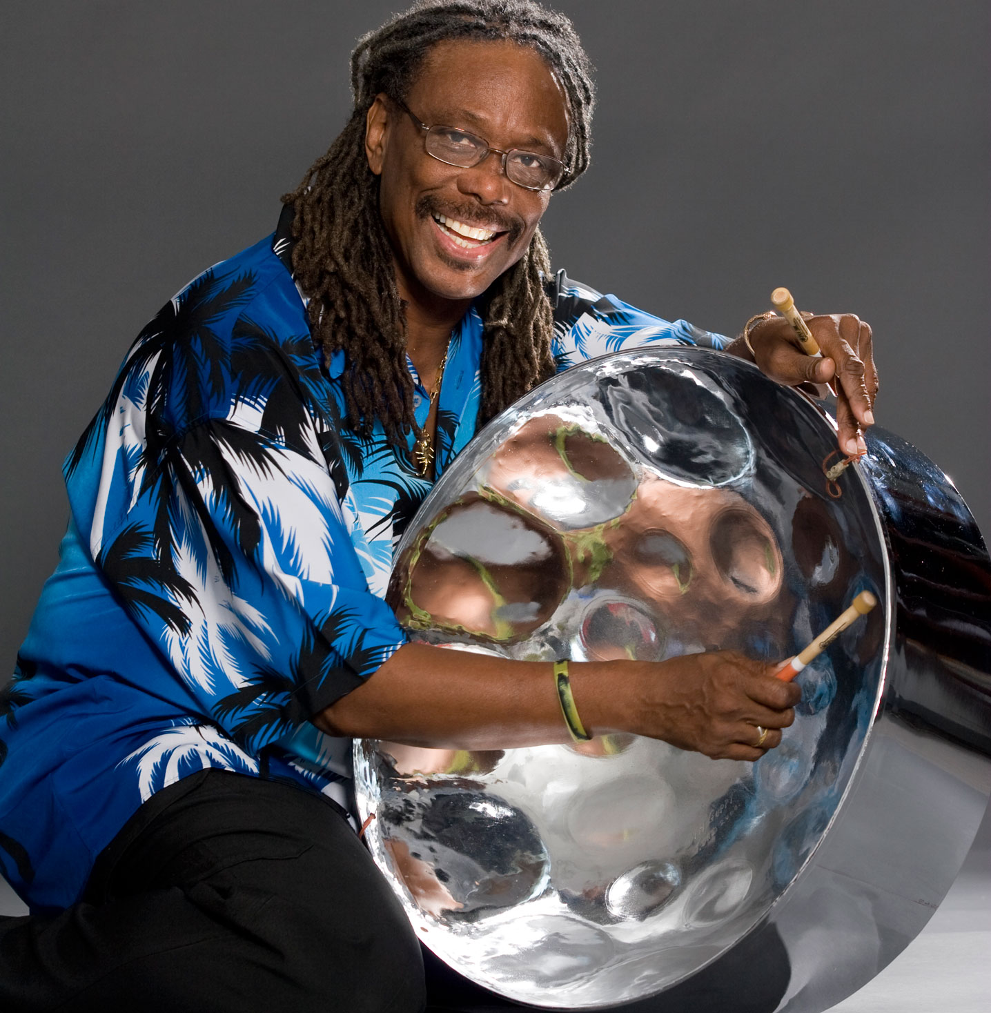 A night of steel pan and Christmas lights - Cayman Compass