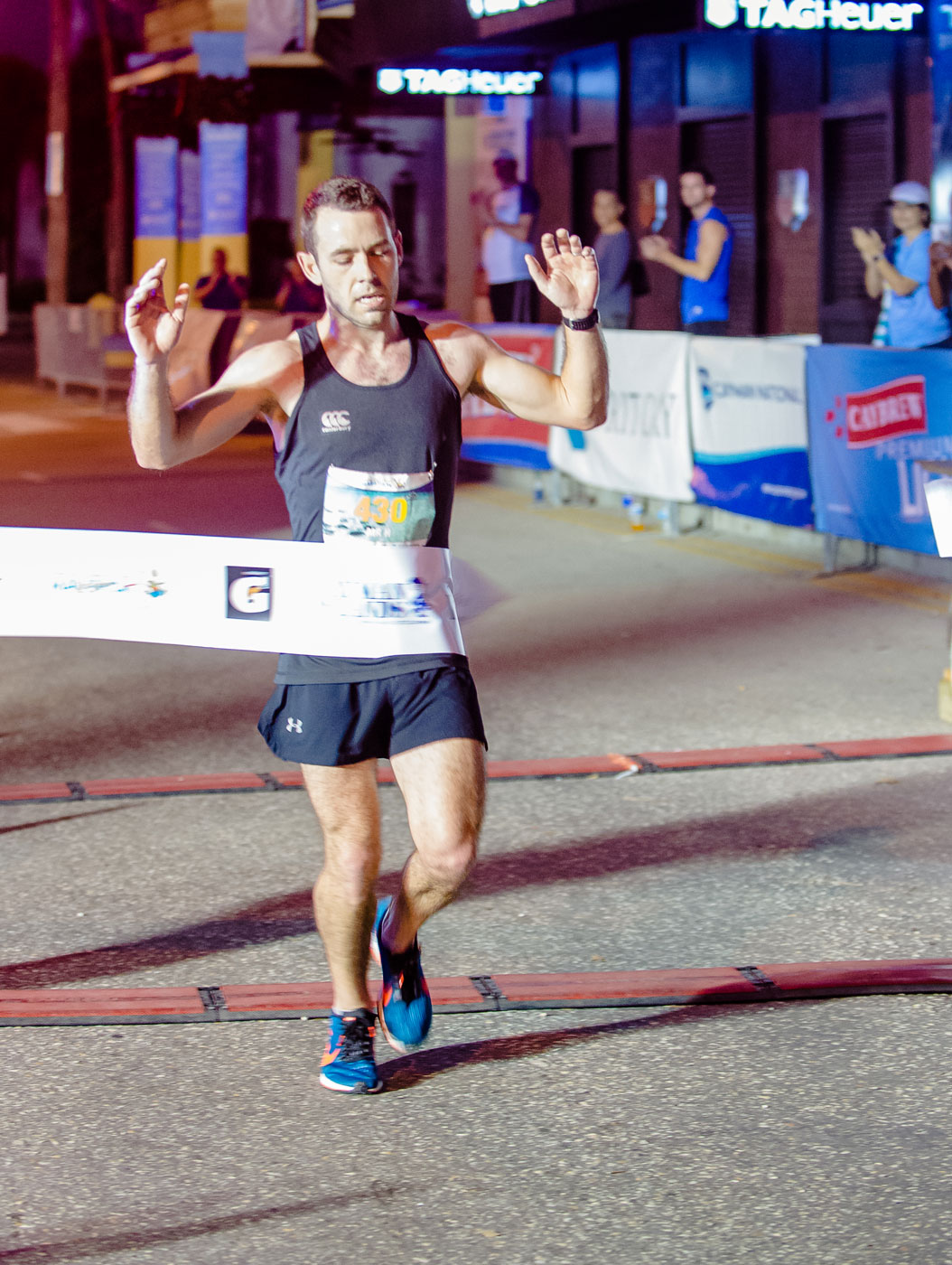 Old hand, new challenger win Cayman Islands marathon - Cayman Compass
