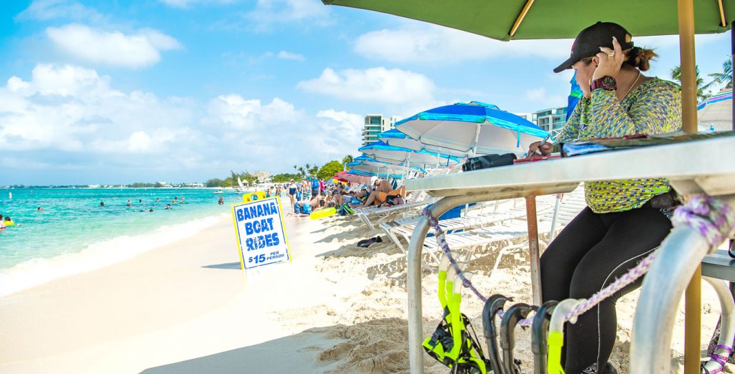 $3 million Public Beach plan includes ‘vendor village’ - Cayman Compass