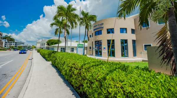 Immigration Bill aims to resurrect ‘ghost Caymanians’ - Cayman Compass