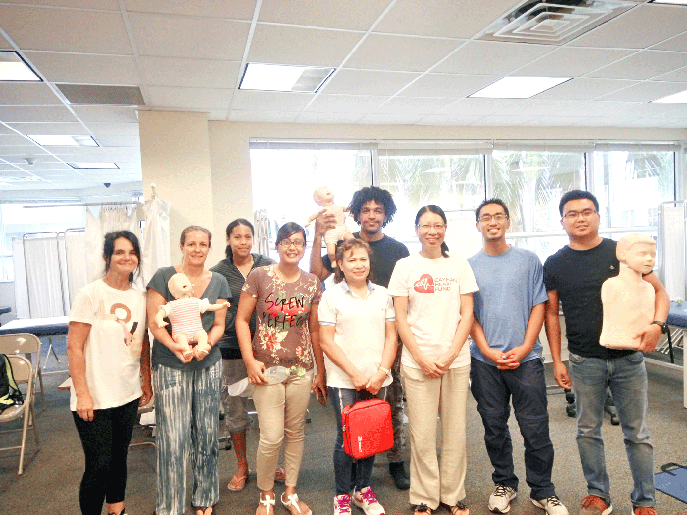 Life-saving classes offered at St. Matthew’s - Cayman Compass