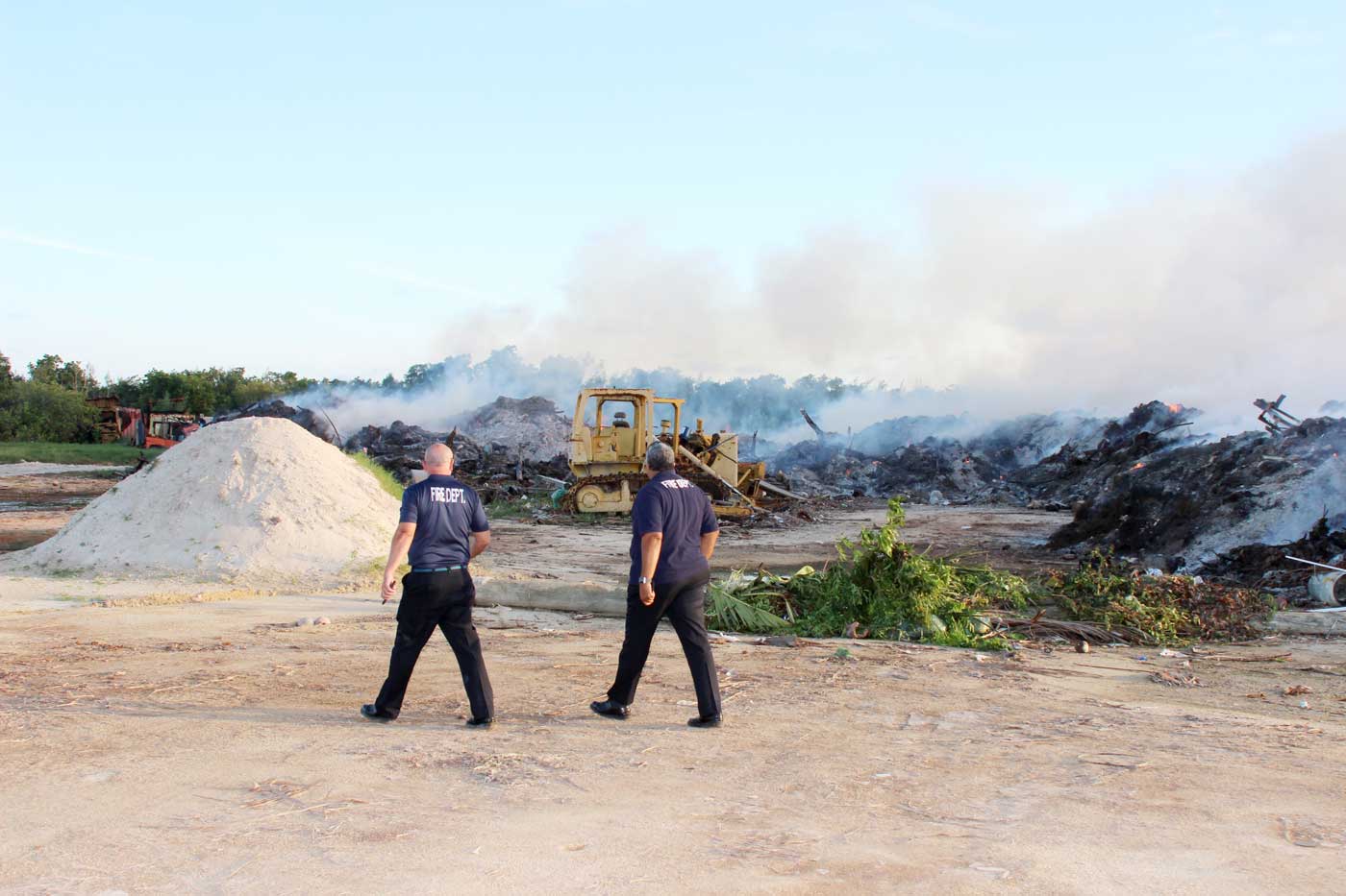 Vegetation fuels fire at Bodden Town quarry - Cayman Compass
