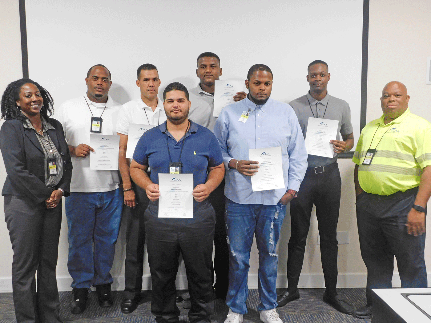 6 new security staff at airport - Cayman Compass