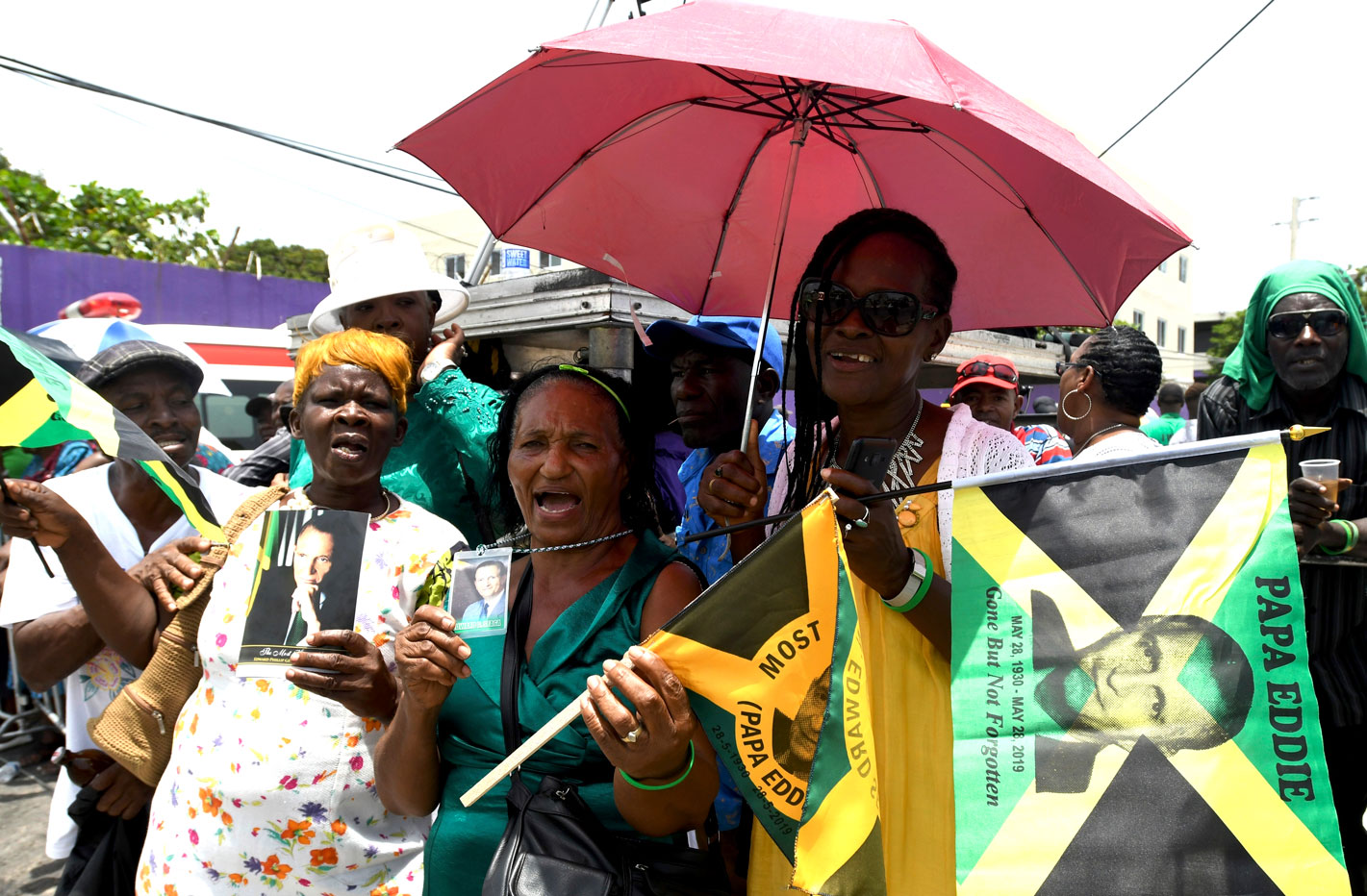 Thousands attend funeral of former Jamaican Prime Minister Edward Seaga ...