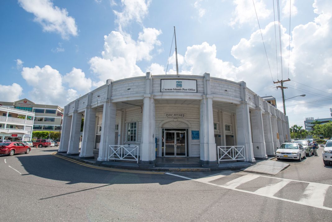 Driving licences can now be picked up at post offices - Cayman Compass