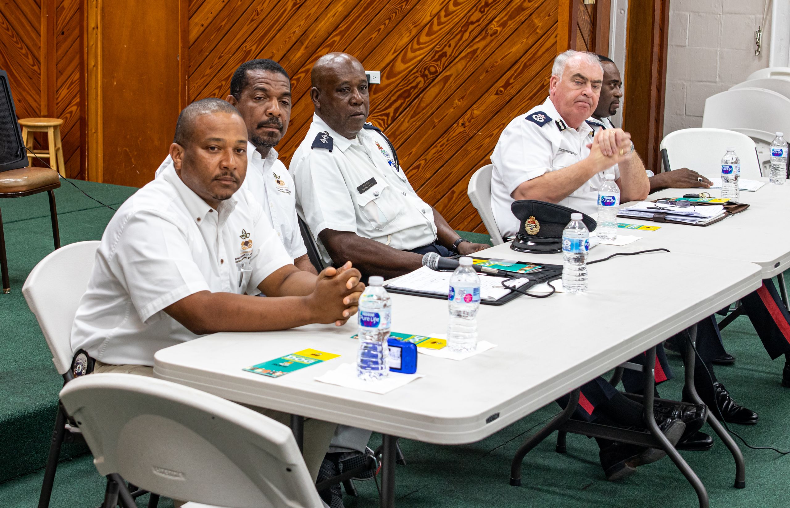 Residents praise police community officers - Cayman Compass
