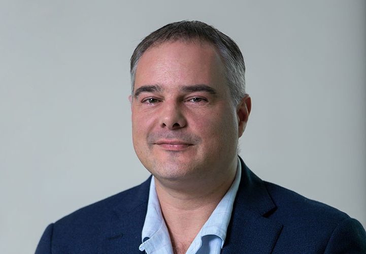 Mark VanDevelde Head Shot - Cayman Compass