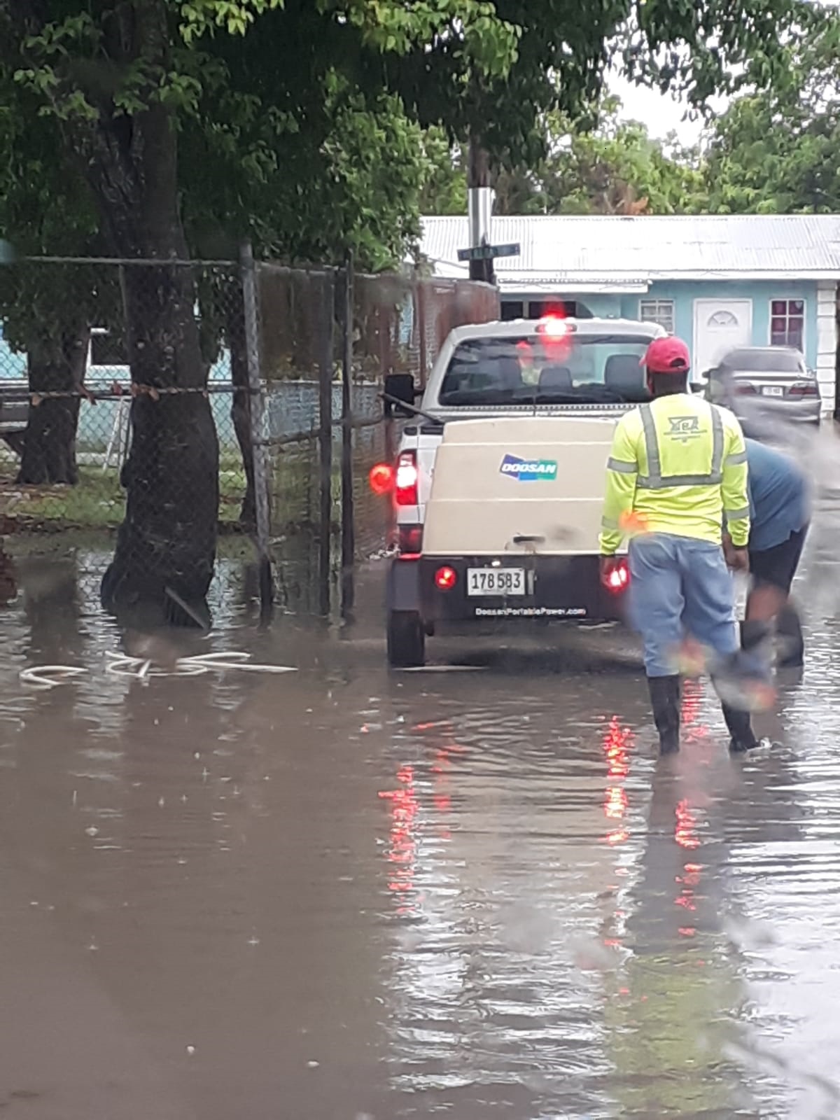 Heavy rains bring flood waters - Cayman Compass