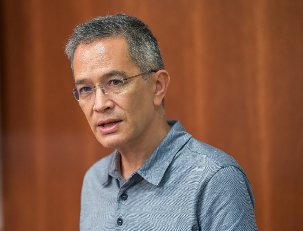 Lee confirms new COVID-19 variant in three Cayman samples - Cayman Compass