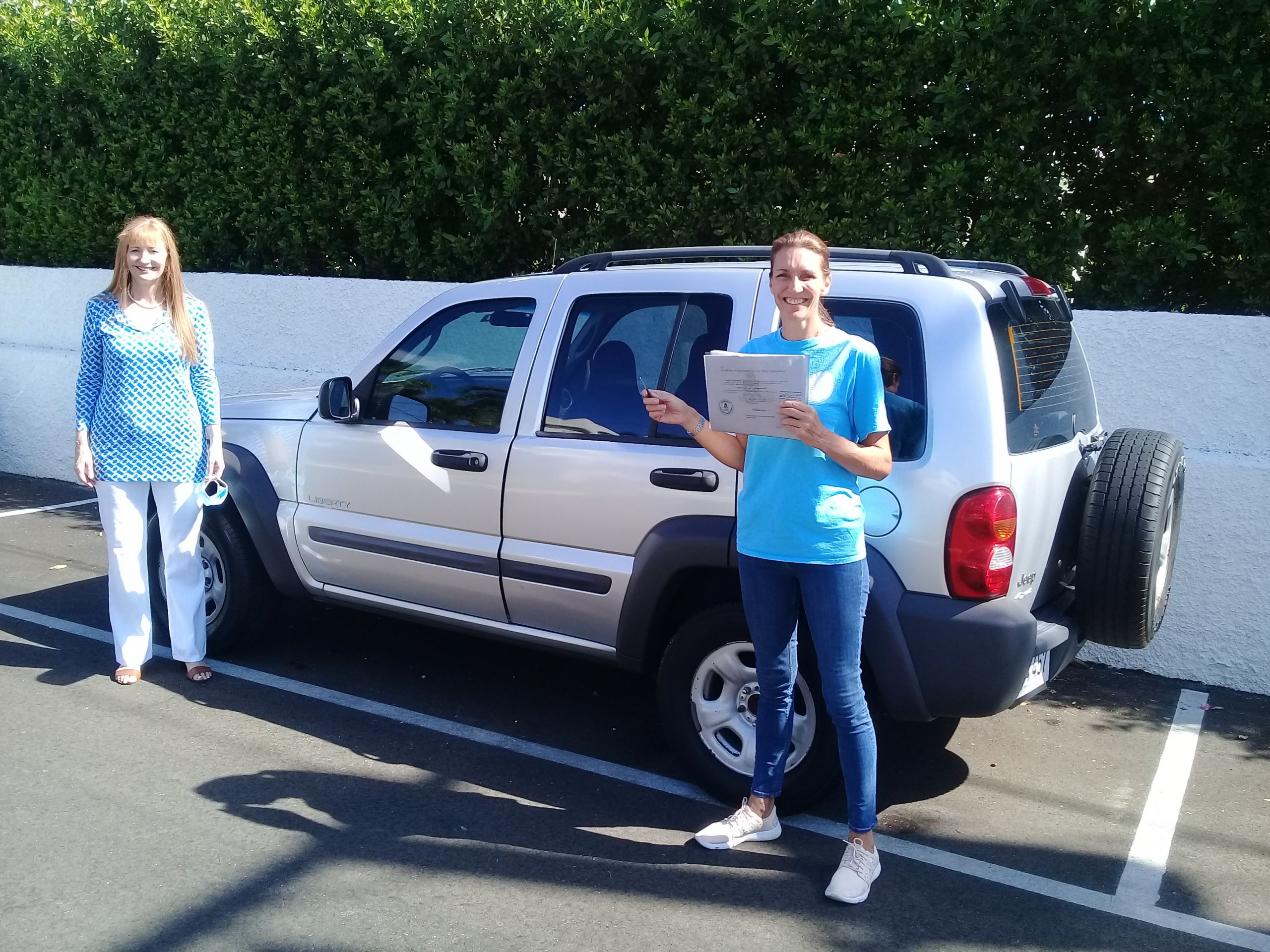 Sinclair Group donates vehicle to ARK - Cayman Compass