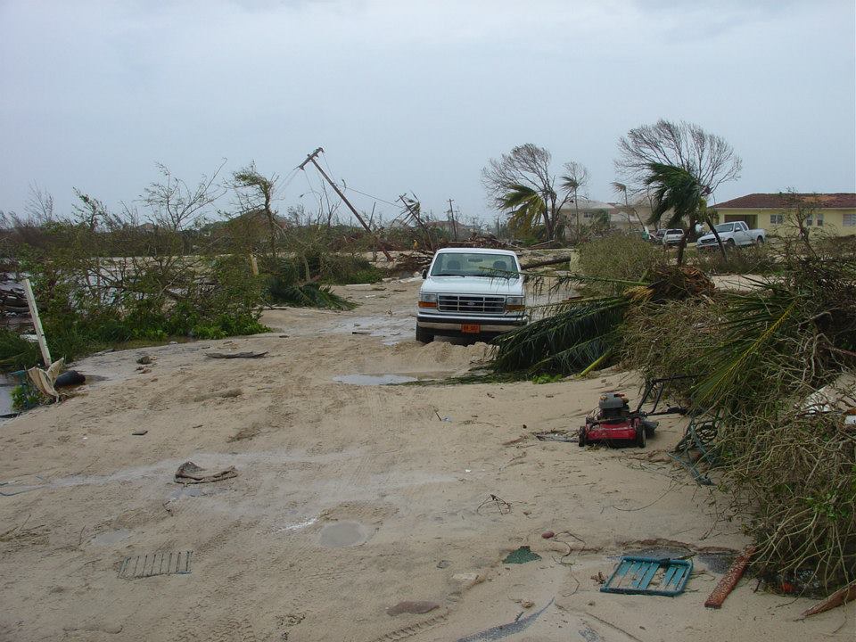 Hurricane Ivan still haunts survivors - Cayman Compass