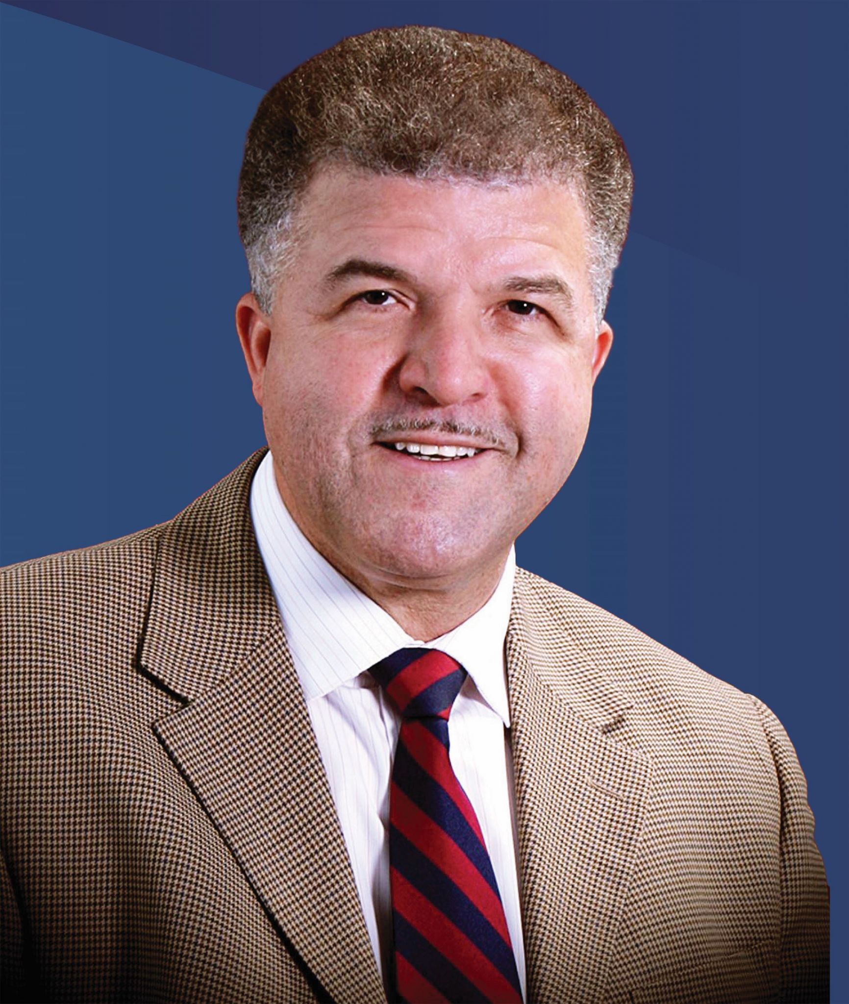 Independent Mario Ebanks takes on McKeeva Bush in West Bay - Cayman Compass