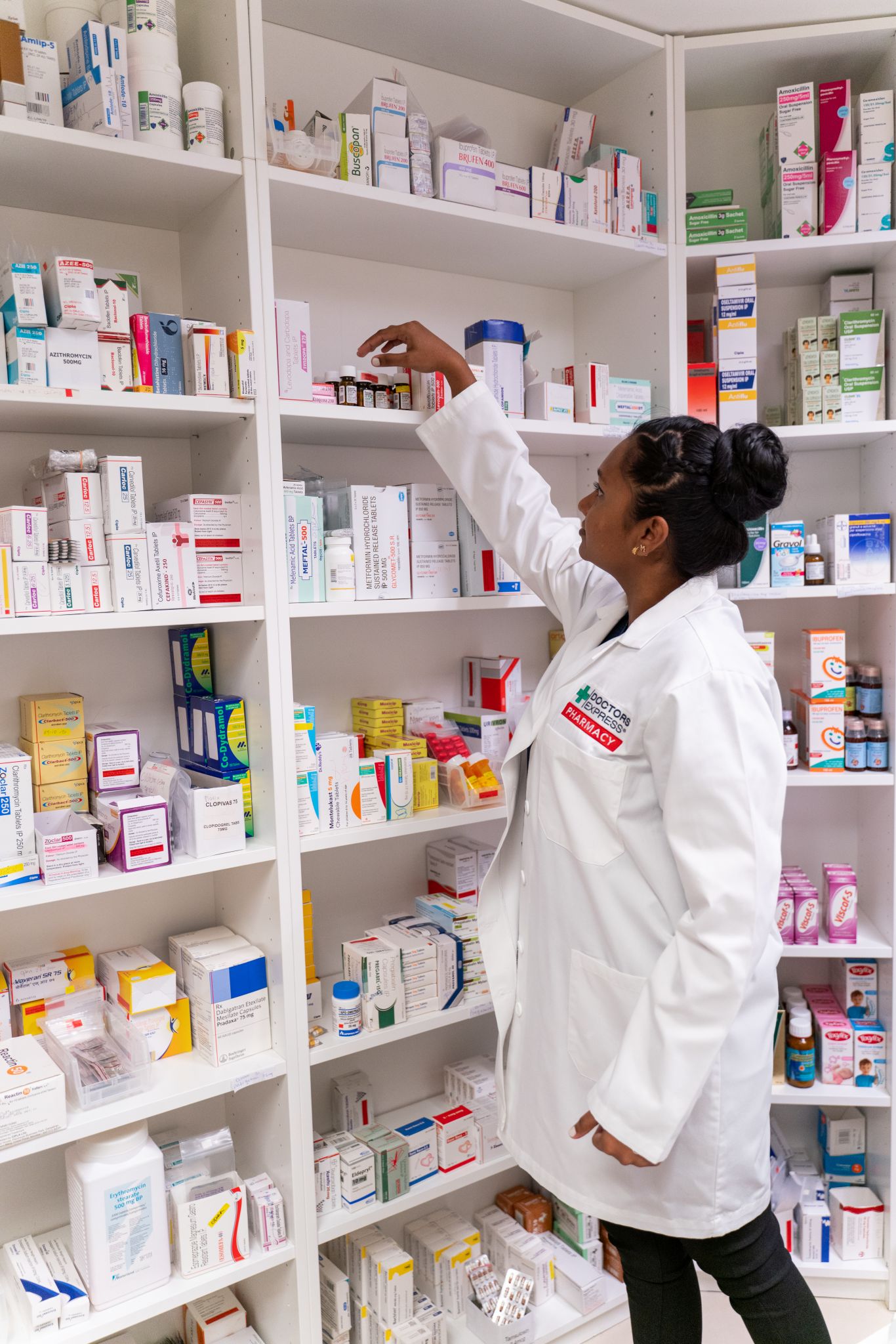 CVP09885 - Cayman Compass