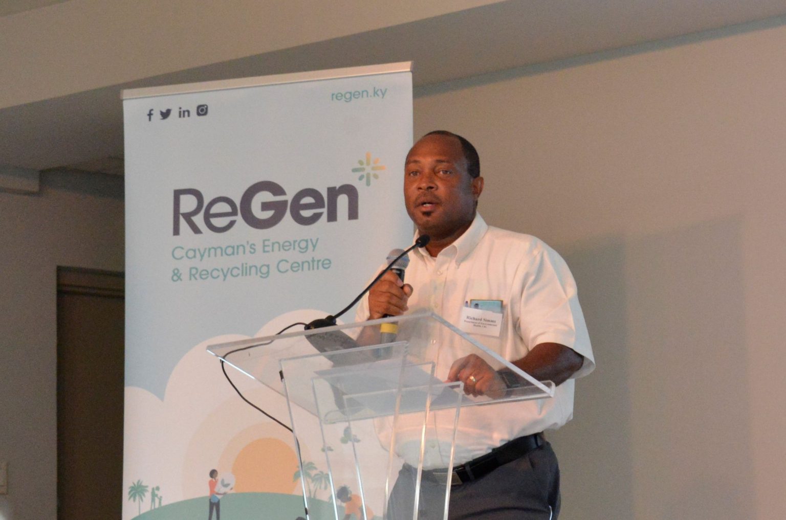 ReGen takes landfill plans on the road - Cayman Compass