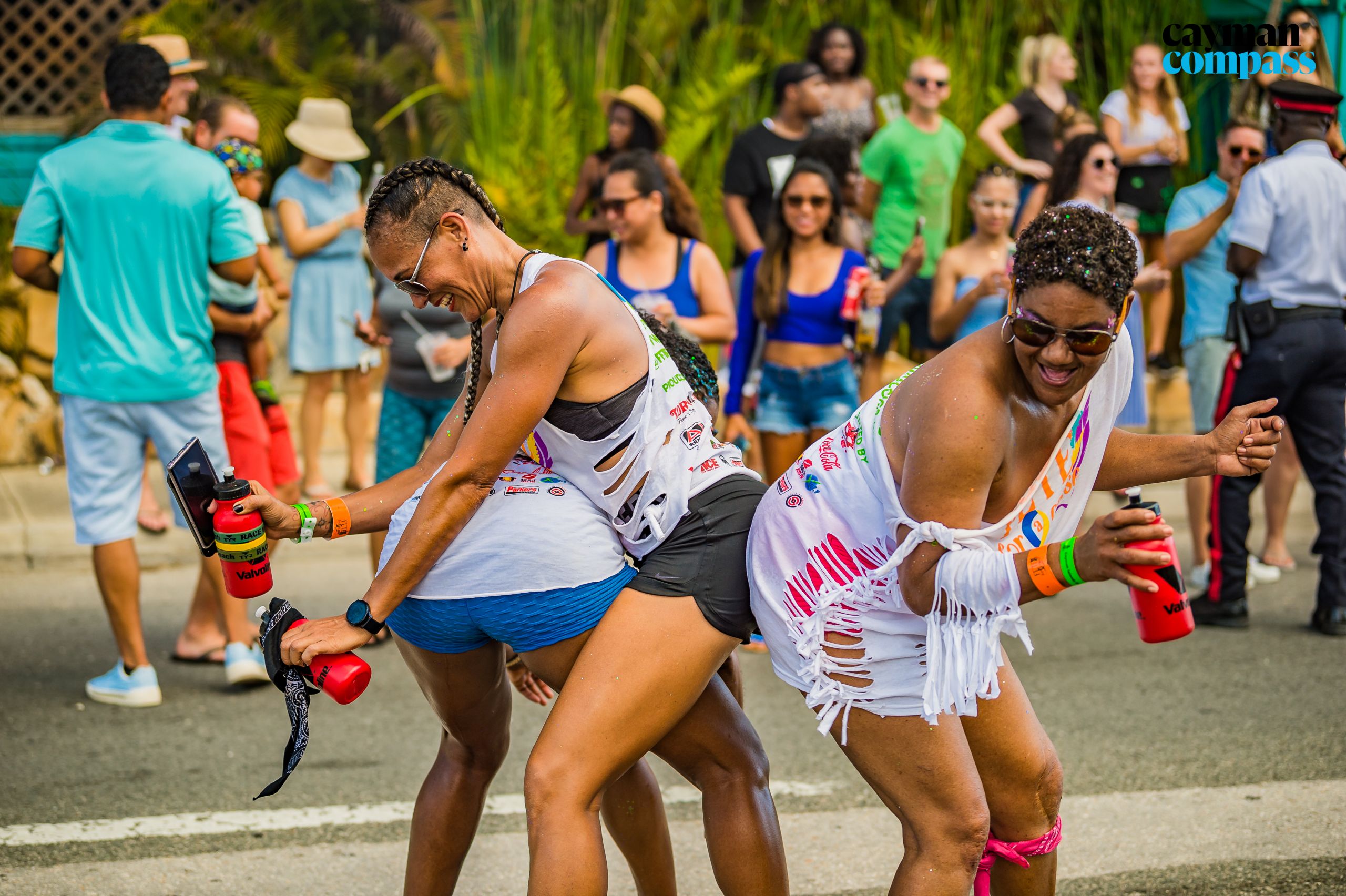 CayMAS braves heat to parade - Cayman Compass