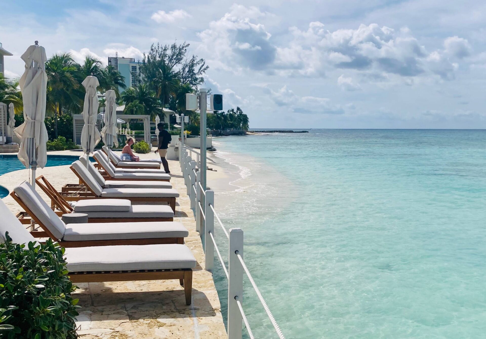 Marriott boss: Beach loss is everyone's problem - Cayman Compass