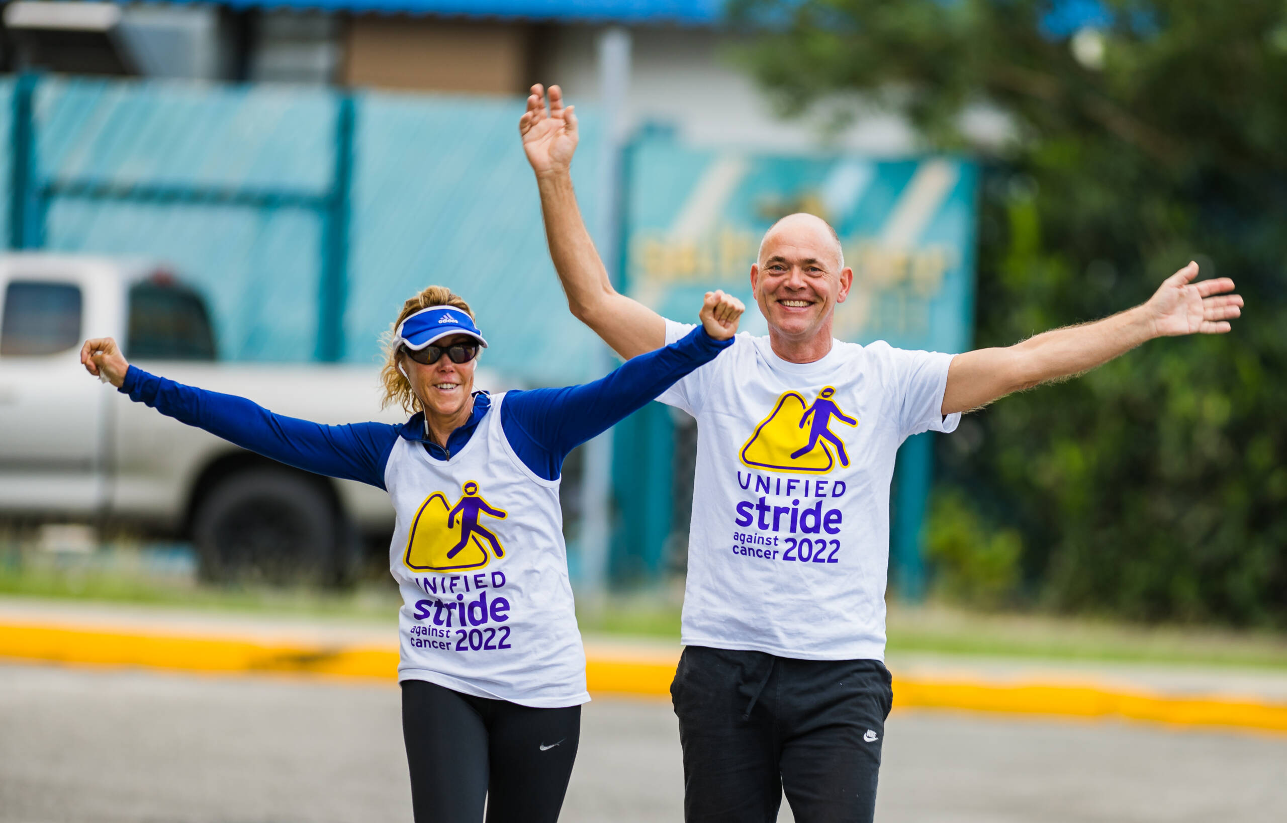 More than 1,400 turn out to ‘Stride’ solo against cancer - Cayman Compass