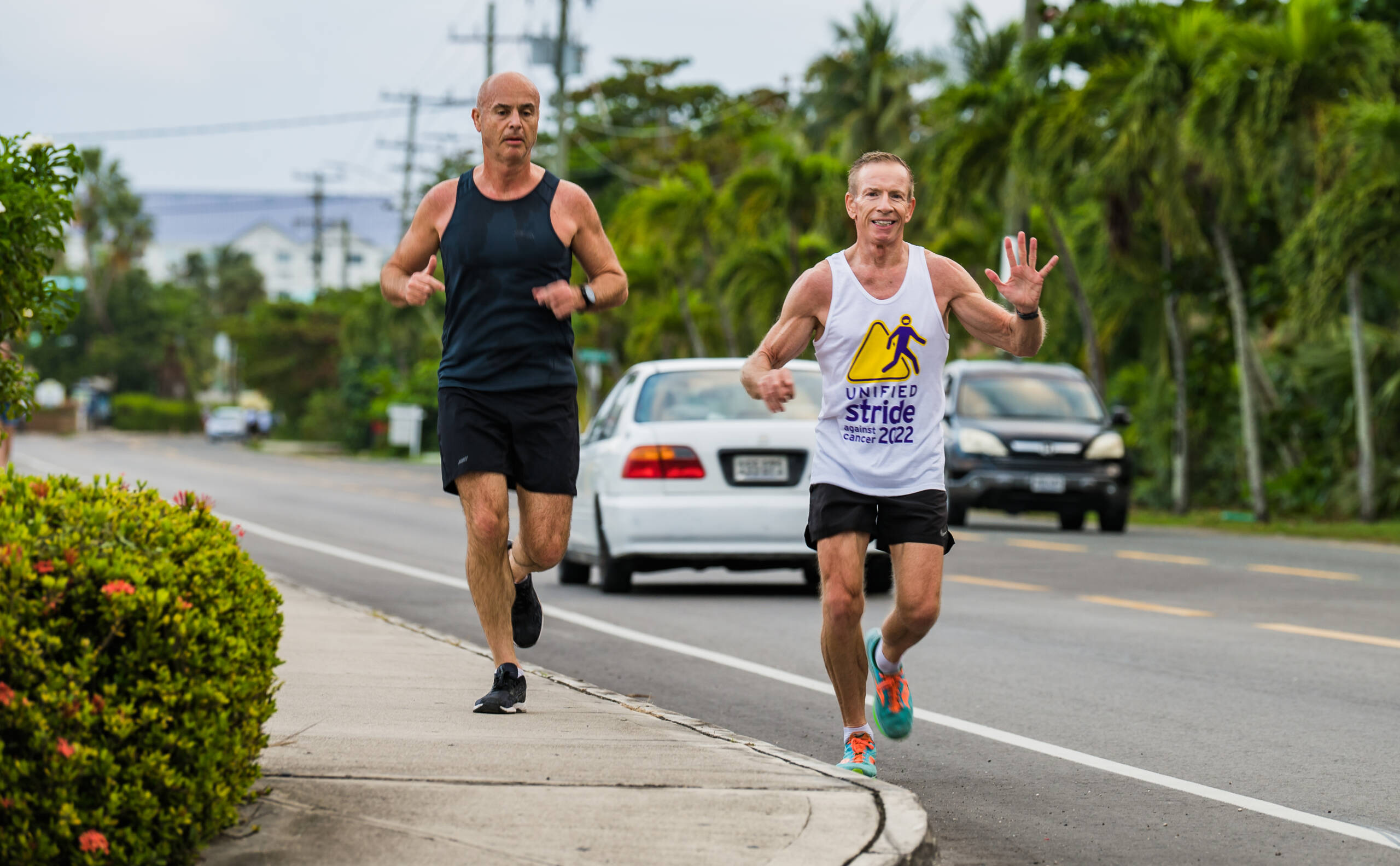 More than 1,400 turn out to ‘Stride’ solo against cancer - Cayman Compass