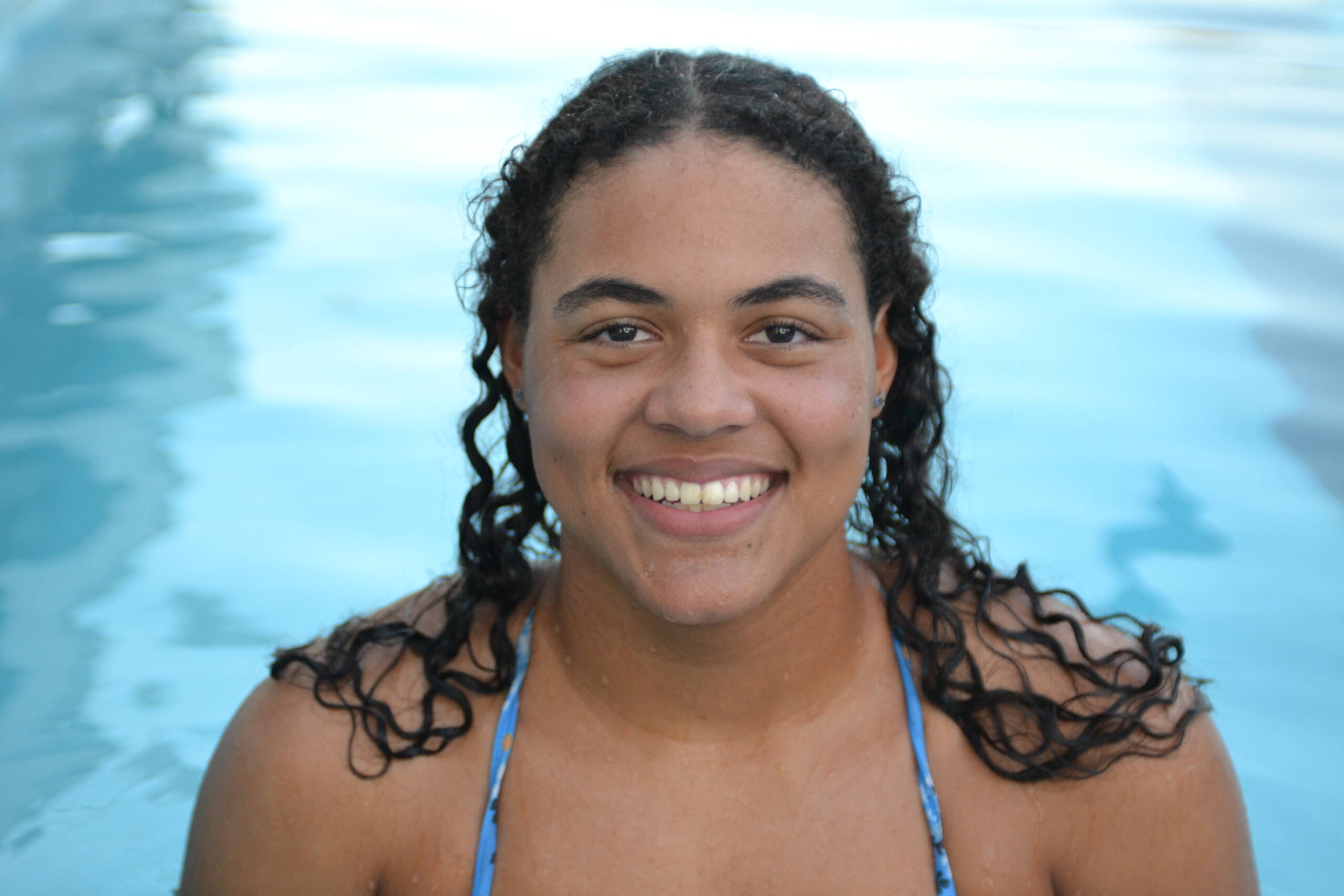 Rabess wins 5K open-water swim in record time - Cayman Compass