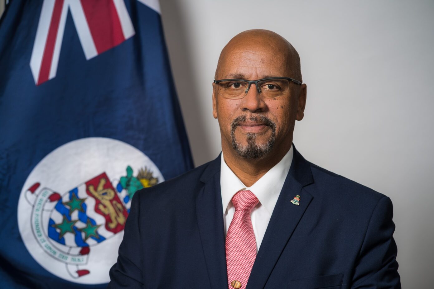 Bush to revamp 'elite athletes' programme - Cayman Compass