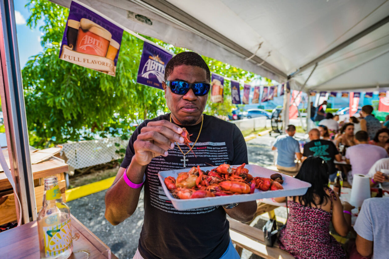 Annual crawfish boil proves a cracking event - Cayman Compass