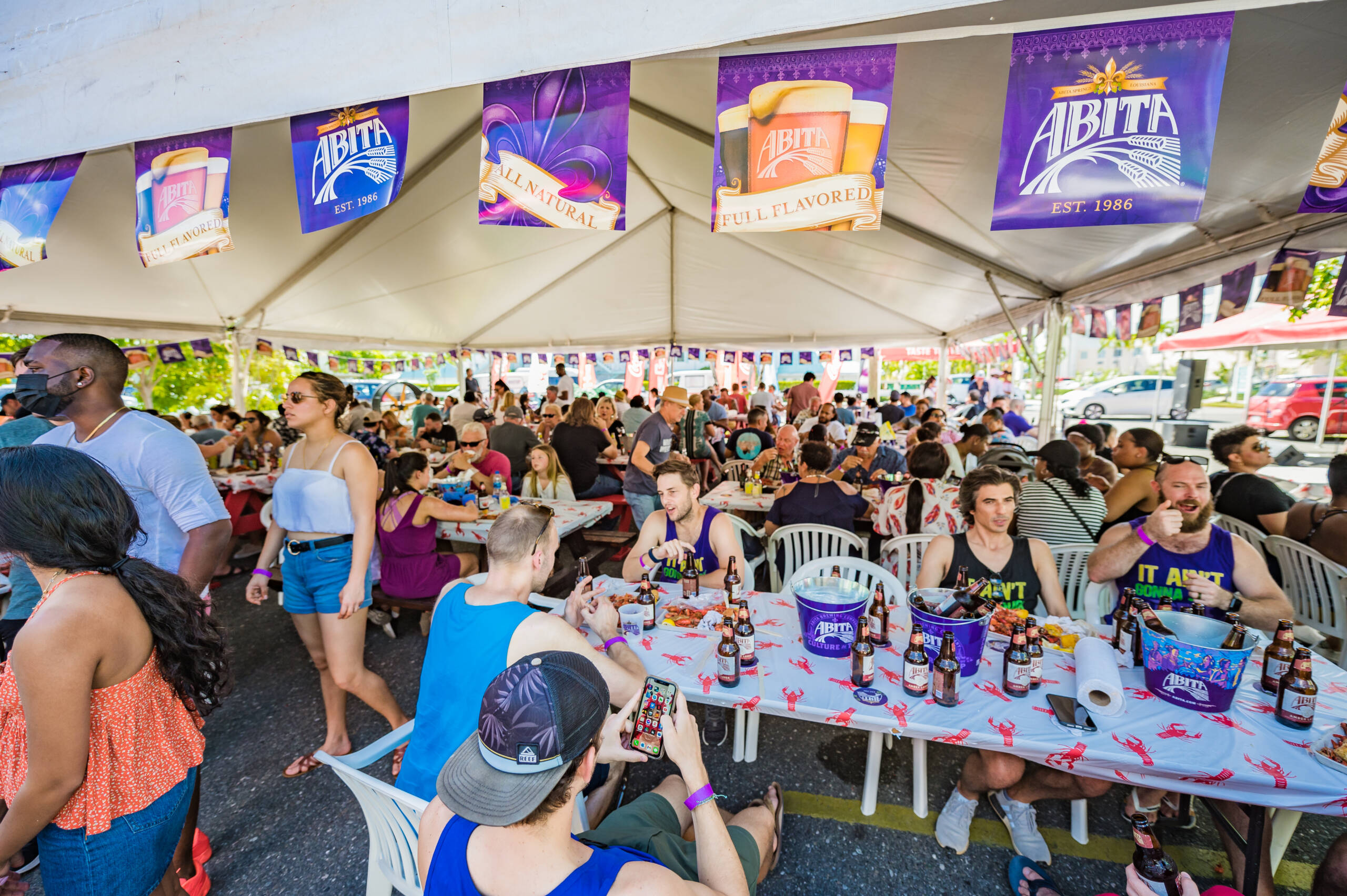 Crawfish Boild-0008 - Cayman Compass