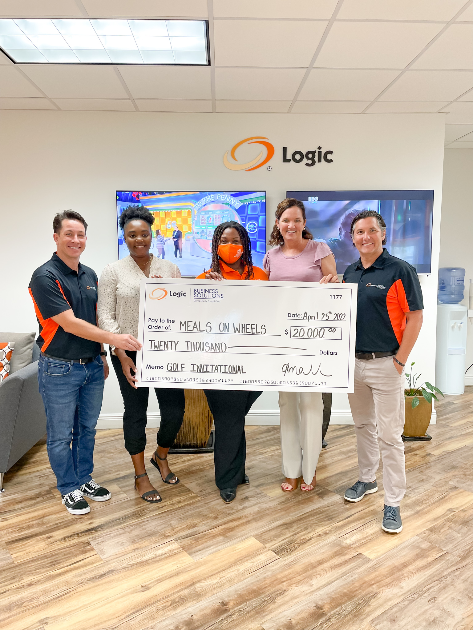 Logic Golf Invitational raises $20,000 for Meals on Wheels - Cayman Compass