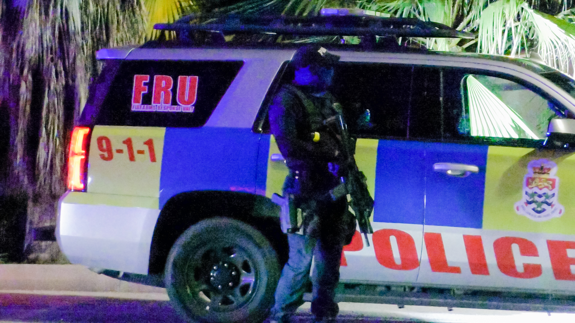 Police manhunt approaches fourth day - Cayman Compass