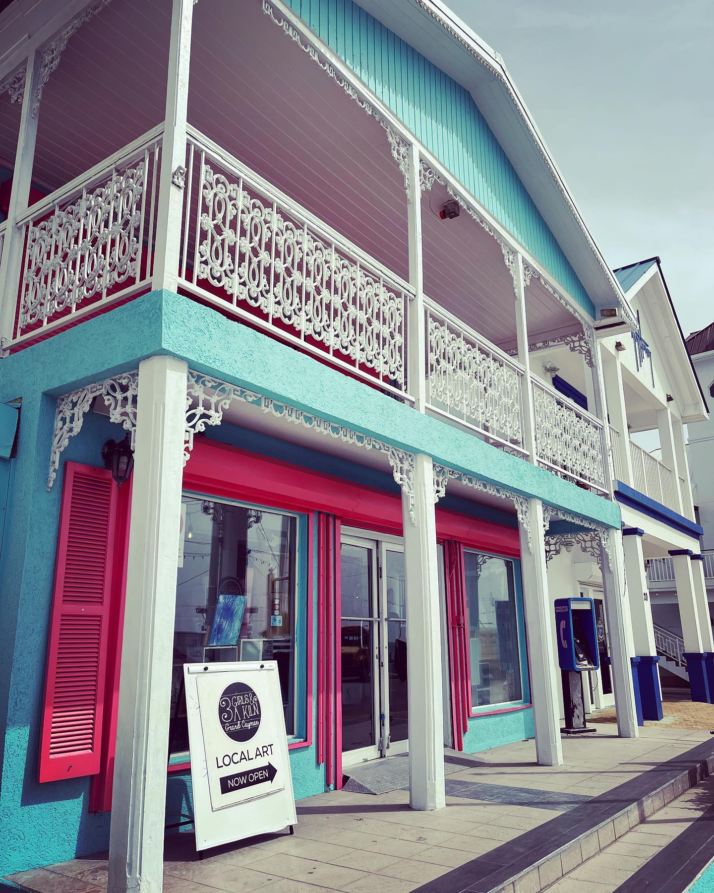 3 Girls and a Kiln opens new location in George Town - Cayman Compass