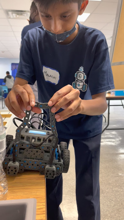 Brac robotics - Cayman Compass