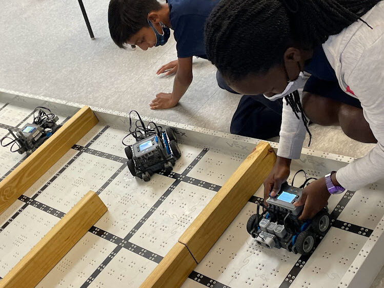 Brac robotics - Cayman Compass