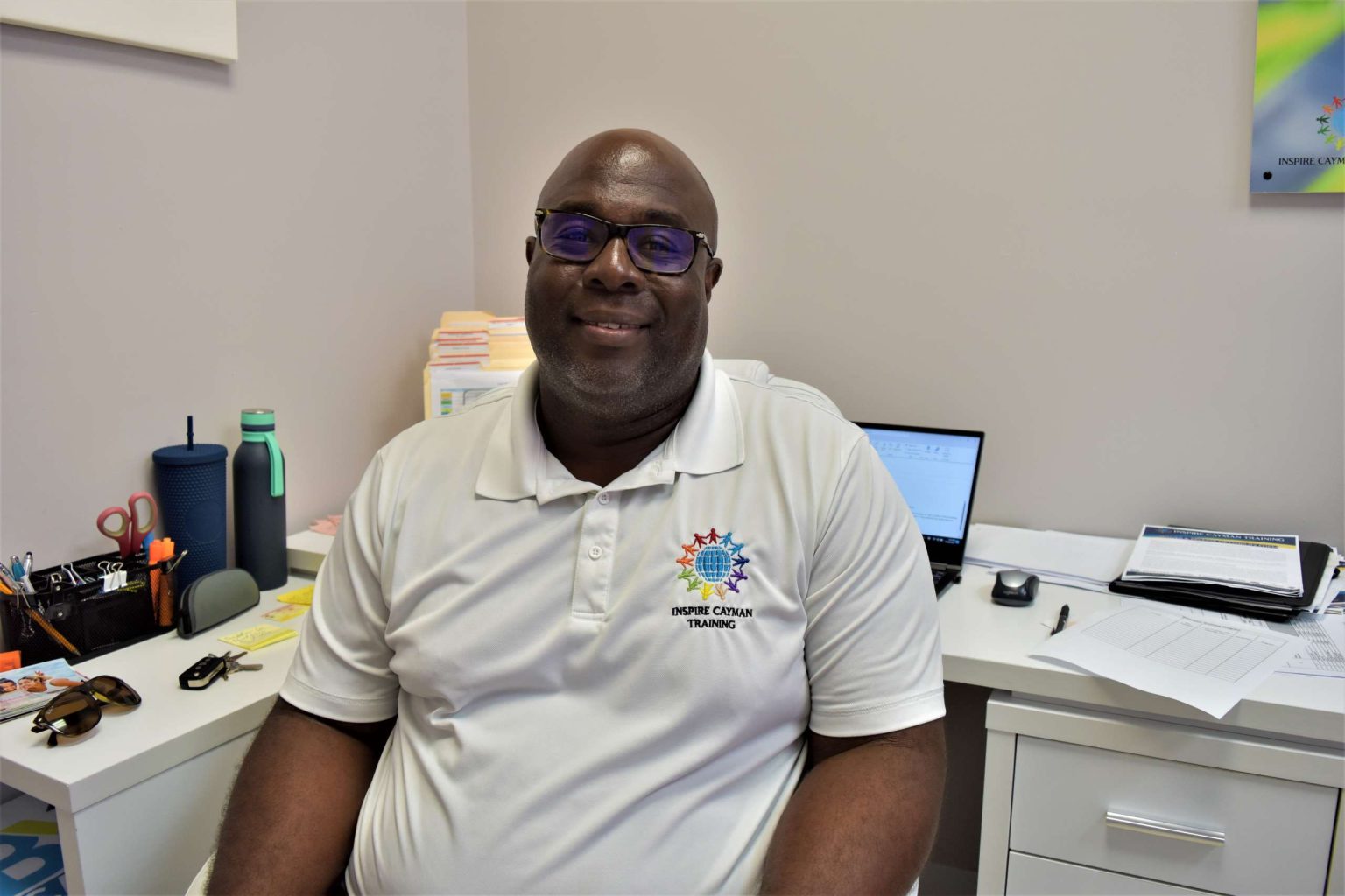 Dan Scott registers 'Cayman Islands National Party' as election race ...