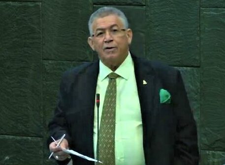 McKeeva Bush hospitalised for tests - Cayman Compass