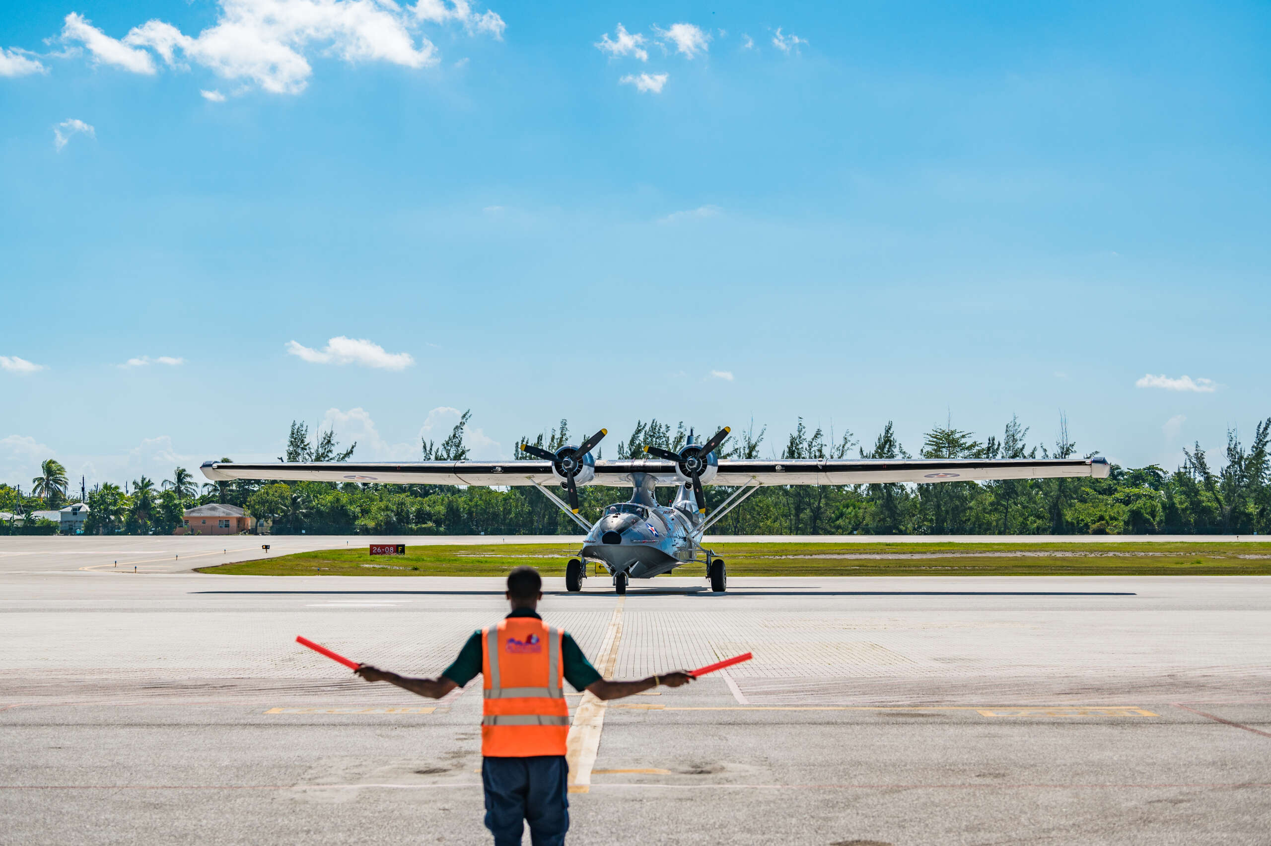 Cayman celebrates 70th anniversary of plane landing - Cayman Compass
